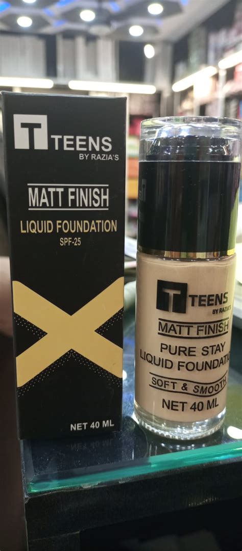 Liquid Foundation Base Matt Fullcoverage Beige
