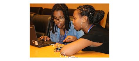 [cameroon] Un Girls Coding Camp Will Help Break Digital Divide In