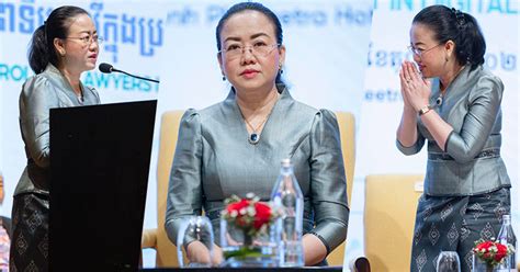 លោ ក ជំទា វ សេង វួចហ៊ុន មេធាវីឆ្នើម និង ជាបេ ក្ខ ភាពស្ត្រីដ៏មានបទពិសោធដំបូងឈ រ…ឈ្មោះជា ប្រធ ាន