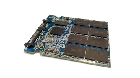 Crucial Mx500 Review An Ssd With The Pace To Give Samsung Serious Problems