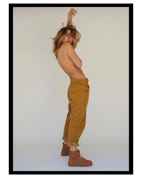 Chloe Bennet Sexy 8 Photos Thefappening