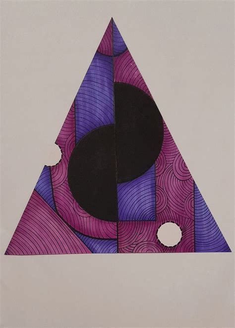 Ejercicio De Composición Triangular Con Textura Visual Composición