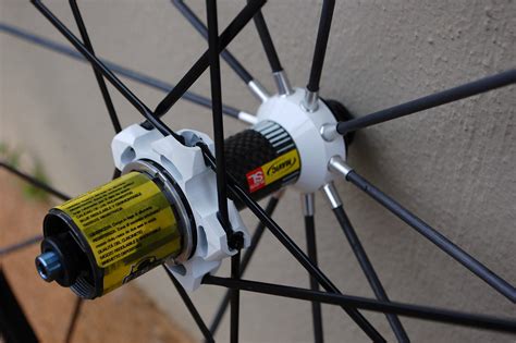 Docker Hub的下载限制今天生效 极客技巧