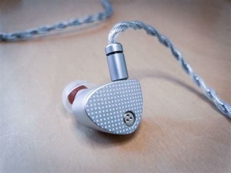 Moondrop Aria 2 Review – Rebottled Lightning | Headphonesty