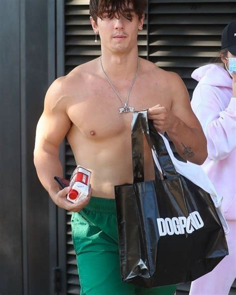 Image Tagged With Bryce Hall Shirtlesscelebsofdaworld On Tumblr