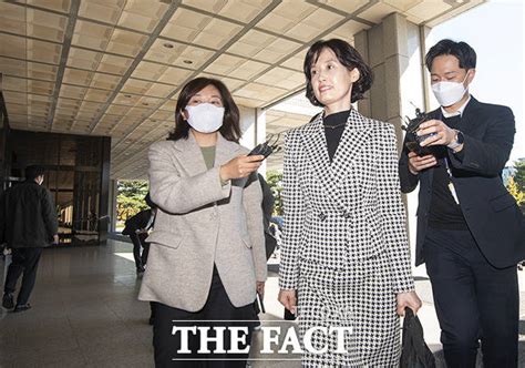 윤석열 감찰 의혹 검찰 출석하는 박은정 검사 Tf사진관 포토 기사 더팩트