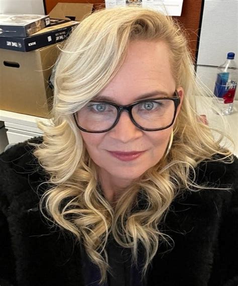 Sannette Coetzee Medium