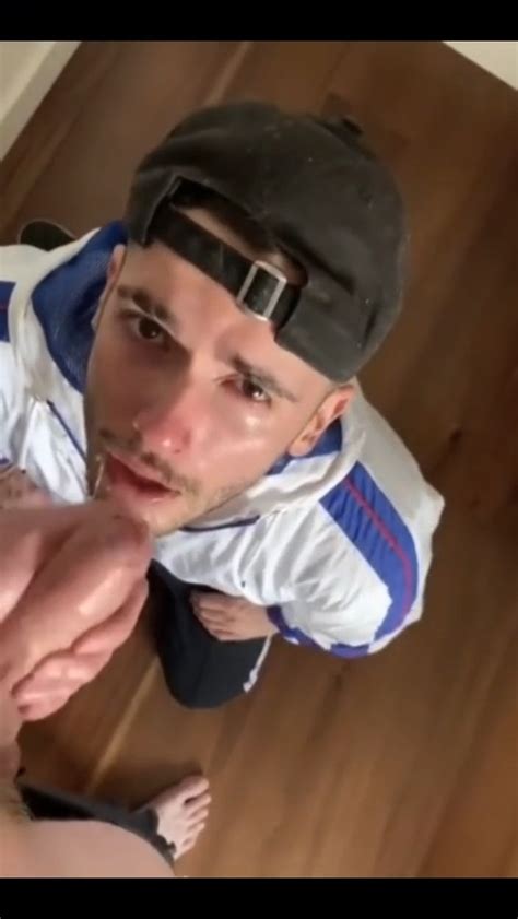 Cute Guy Blowjob And Fucked1