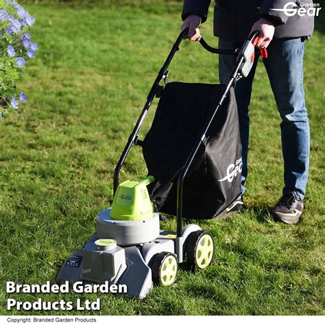 Garden Gear 1200w Garden Leaf And Artificial Grass Vac