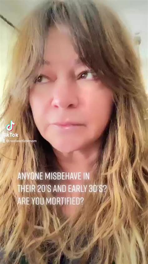 ‘mortified Valerie Bertinelli Reacts To Matthew Perrys Makeout