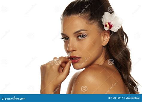 Retrato Sensual De Una Joven Hermosa Mujer Imagen De Archivo Imagen De Estudio Feminidad