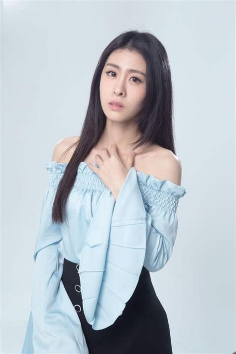 歌手老公爆出軌被抓包 綜藝一姐心涼斬8年婚 自由娛樂