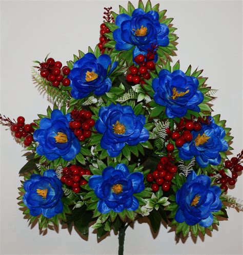 Искусственные цветы Роза камелия атлас с ягодой не прес R 1507 ИСКУССТВЕННЫЕ ЦВЕТЫ ПИОН