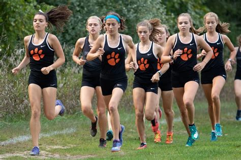 Top 10 Best Sports For Girls To Play Wonderslist