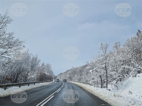 В област Плевен пътищата от републиканската пътна мрежа са проходими при зимни условия Утро