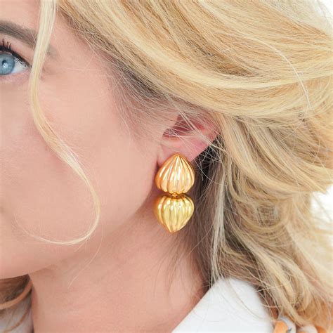 25347 Chic Sixties Earrings