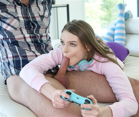 Slutty Gamer Jessae Rosae Pic