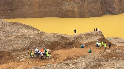 ဖားကန့်မြေစာပုံ ပြိုကျမှုမှာ သေဆုံးသူ အလောင်း ၂၀ ခန့် ရှာဖွေတွေ့ရှိ