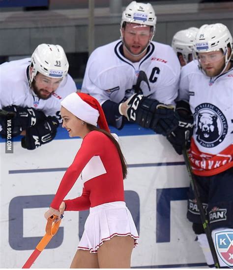 Hockey Players Staring Ice Girls Ass 9gag
