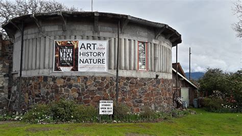 This Small Town Oregon Rock Shop Feels Like A Mini Museum Of Natural