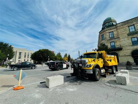 With Town Square Closed Off Goderich Keeps Eye Out For Car Rally London Free Press