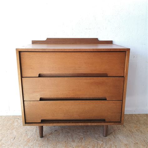 Commode Chêne Stag Furniture Années 50 Côte And Vintage