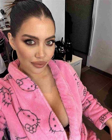 Wanda Nara da urlo è sempre più provocante Foto MilanWeb it