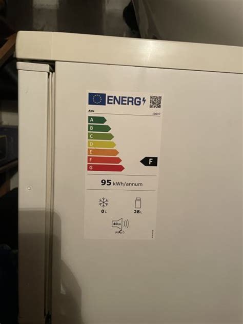 Hladilnik Z Zmrzovalnikom