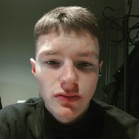 Олександр Тітов S Titov 17 • Threads Say More