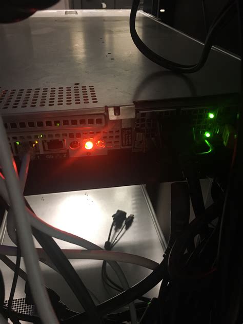 ‎how To Diagnose A Flashing Redamber Light On Dell Poweredge 1950