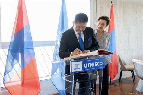 У Хүрэлсүхэд НҮБ ын Боловсрол шинжлэх ухаан соёлын байгууллагын Ерөнхий захирал Одри Азулэй