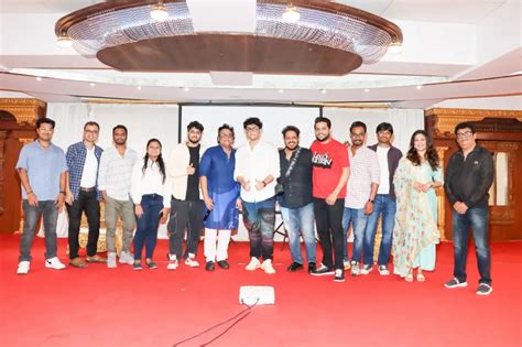 Deepak Pandit Launches Dp Music With Debut Song Kaise Jiyein