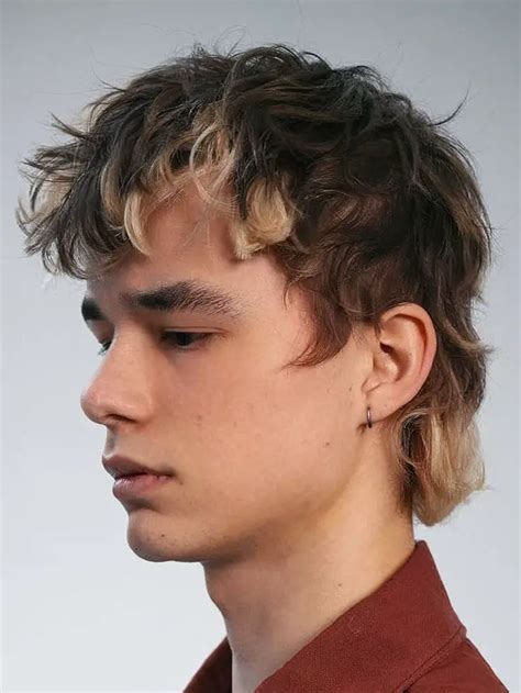 23 Trendy Short Mullet Hairstyles For Men 2025 Modern Messy Curly