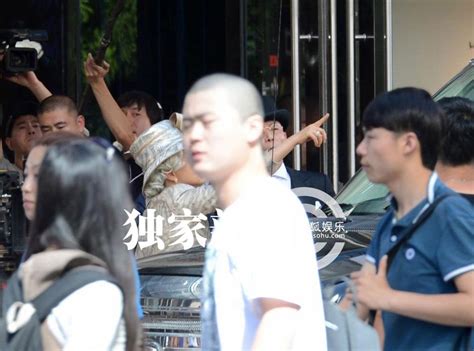 独家：《私人定制》热拍 葛优宋丹丹扮“贵族”5101845 娱乐频道图片库 大视野 搜狐