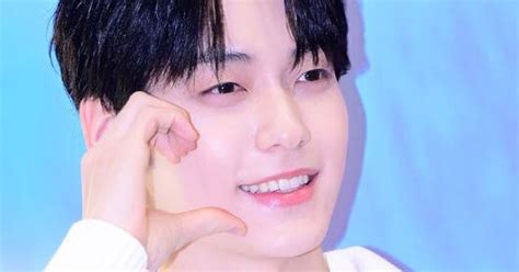 사진 투모로우바이투게더 수빈 순백의 미소