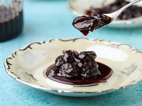 Γλυκό του κουταλιού βύσσινο Γιώργος Τσούλης