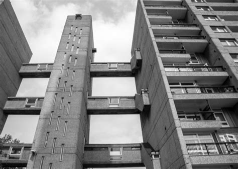 Brutalist Buildings Balfron Tower London By Ernö Goldfinger