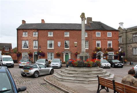 Market Square Market Bosworth © John Salmon Geograph Britain And