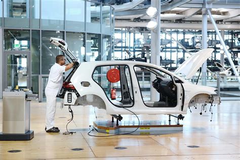 探秘大众汽车德累斯顿透明工厂 新e Golf 制造细节曝光车家号发现车生活汽车之家