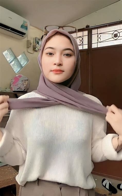 Pin Di Gaya Hijab