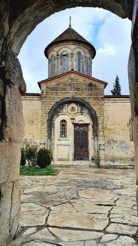 Motsameta მოწამეთა Live The Life Expeditions