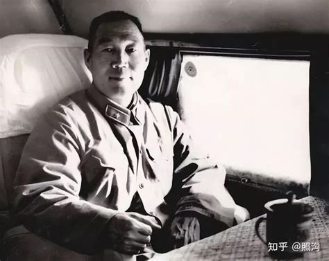 《横空出世》与佩洛西 知乎