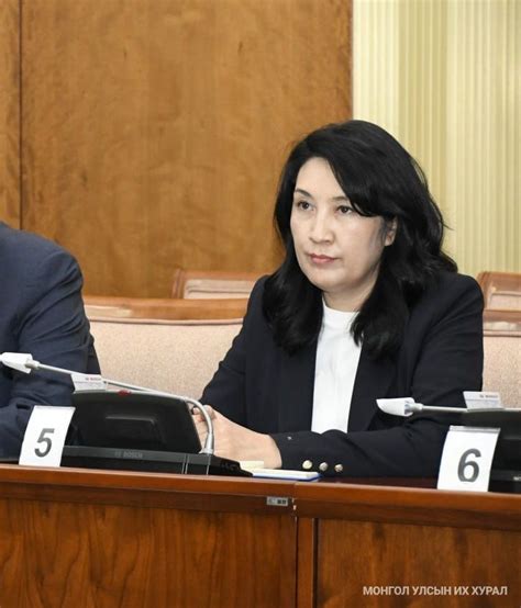 Э Энхтуяа Л Өлзийсайхан О Мөнхсайхан нар Цэцийн гишүүнээр ажиллана