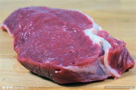 鲜红的牛里脊肉摄影图 食物原料 餐饮美食 摄影图库 昵图网