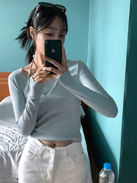 나이니 핵예쁨 세트 발레리나 홀터넥 골지 뷔스티에 나시 티셔츠 레이어드 탑 세트 간절기 봄 발렌타인데이 긴팔 셋업 끈나시 레이어드 발레코어