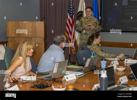 Usspacecom Hosts Inaugural Joint Space Medicine Forum 7330056 Stock