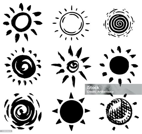 일몰 세트 브러시 스트로크 흰색 배경에 광선 컬렉션입니다 손으로 그린 검은 색 아이콘입니다 새겨진 흑백 빈티지 스케치 잉크