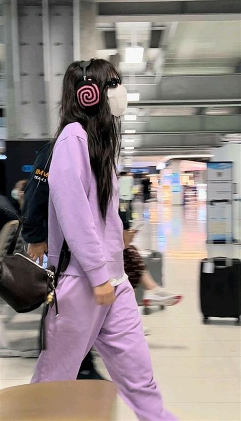 Pin By K Pop Lover On Pins By You Black Pink Celebrity Casual