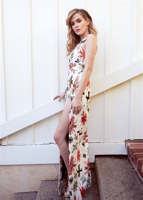 The Sexiest Zoey Deutch Pictures Ever Barnorama