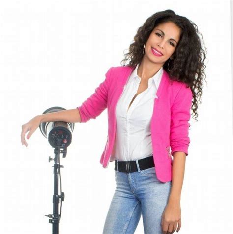 Сестра Чокова от Откраднат живот става кметица на Младост СНИМКИ Информационна агенция ПИК